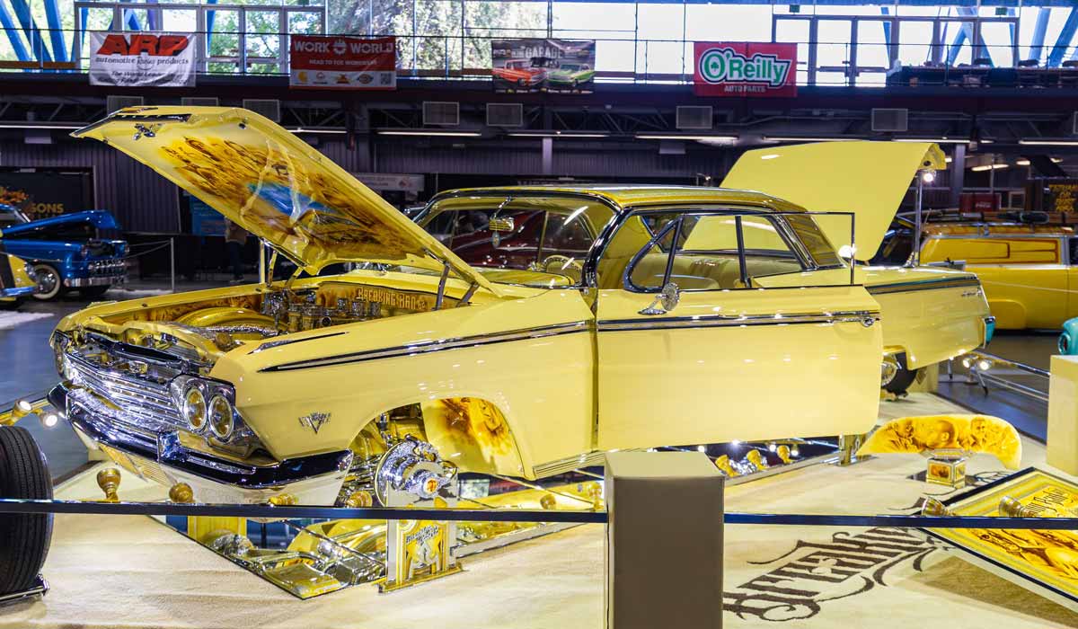 World's Most Beautiful Lowrider - Rod Shows